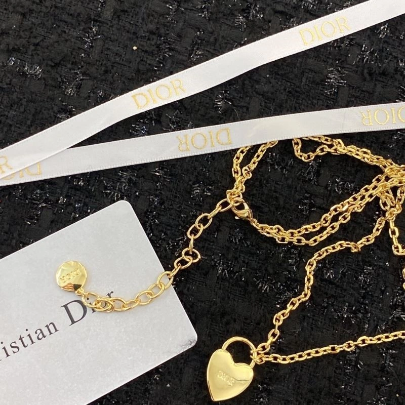 Top mirror Christian Dior Necklaces