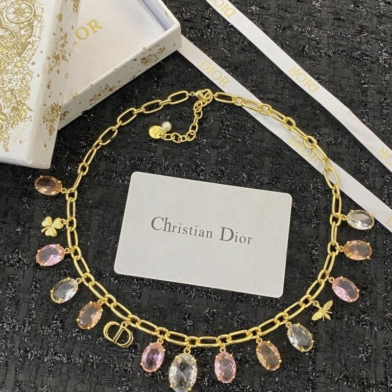 Low-cost Christian Dior Necklaces