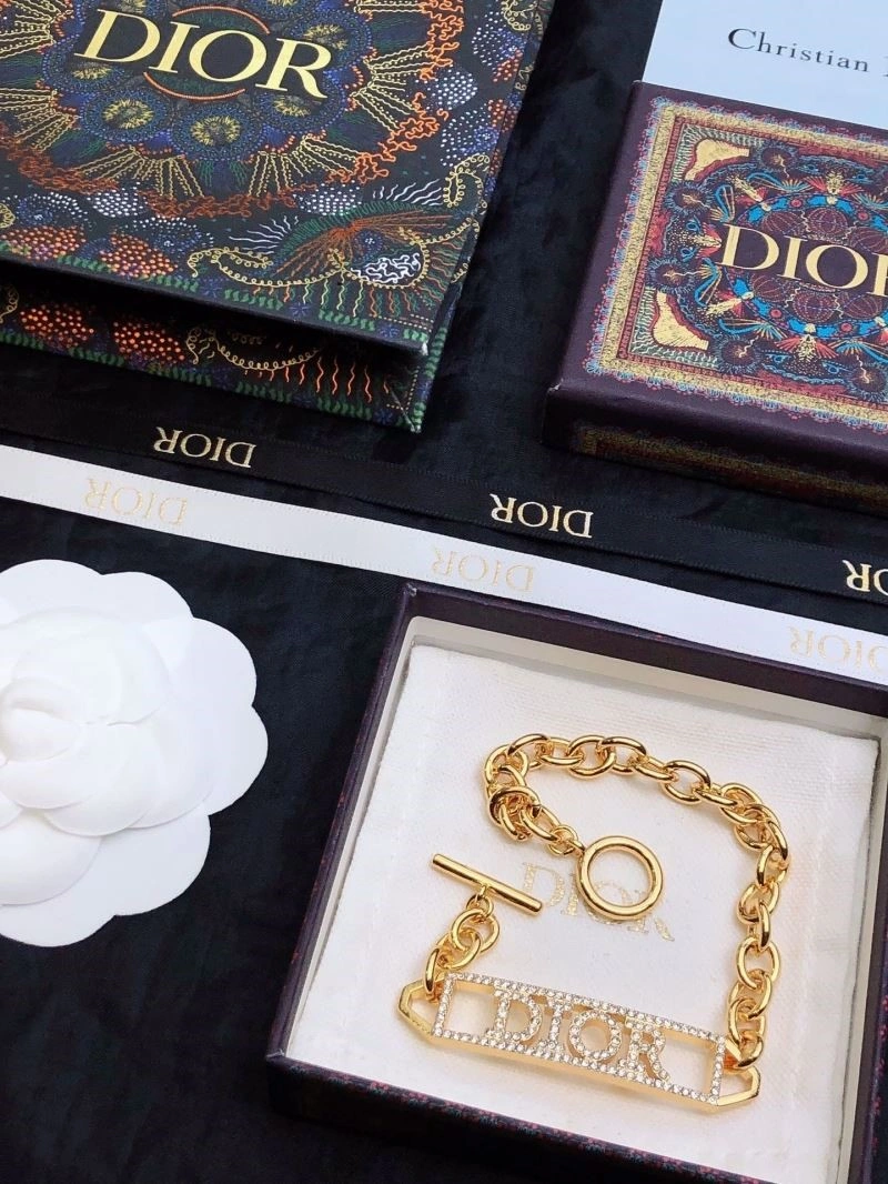 Reasonably priced Christian Dior Necklaces