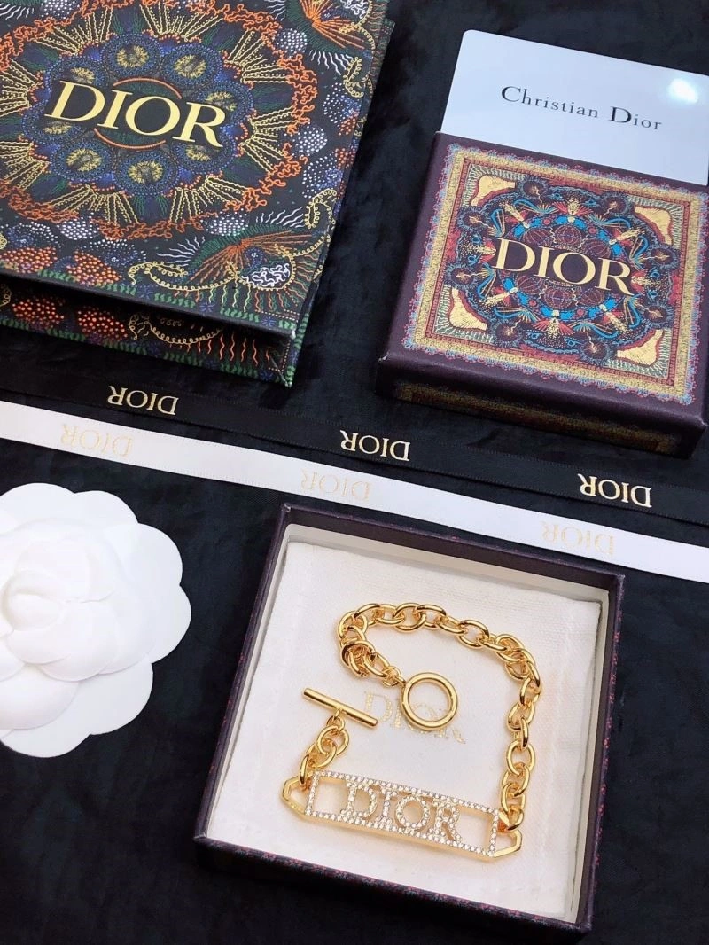 Reasonably priced Christian Dior Necklaces
