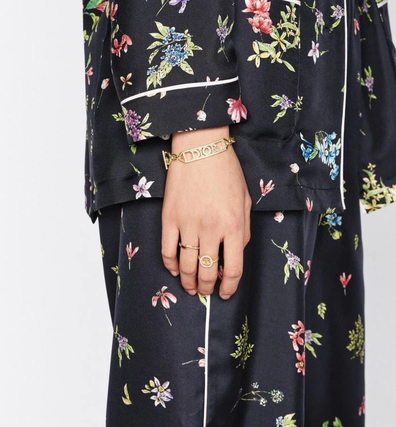 Reasonably priced Christian Dior Necklaces
