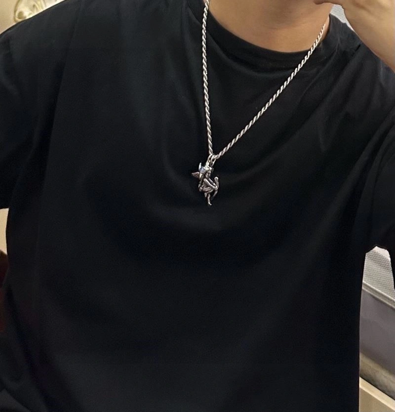 Official Christian Dior Necklaces