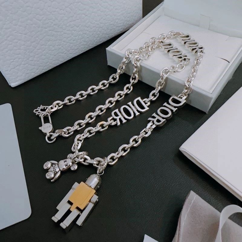 Exact replica Christian Dior Necklaces