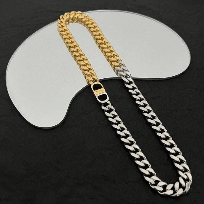Exact replica Christian Dior Necklaces