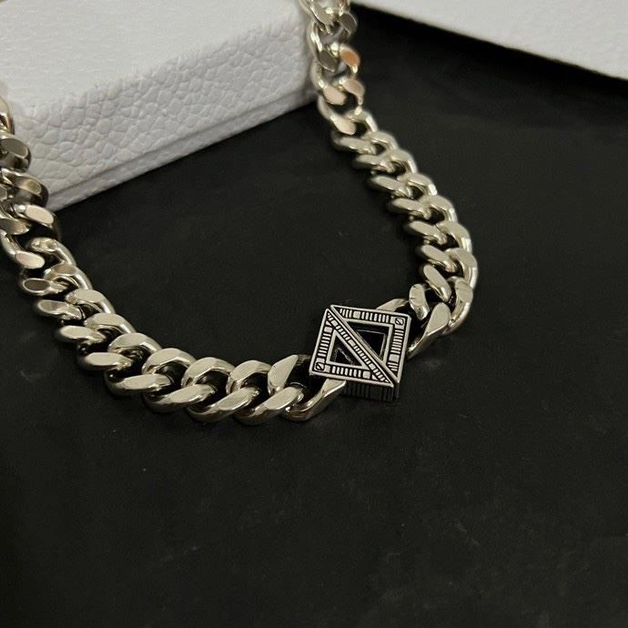 Value-priced Christian Dior Necklaces