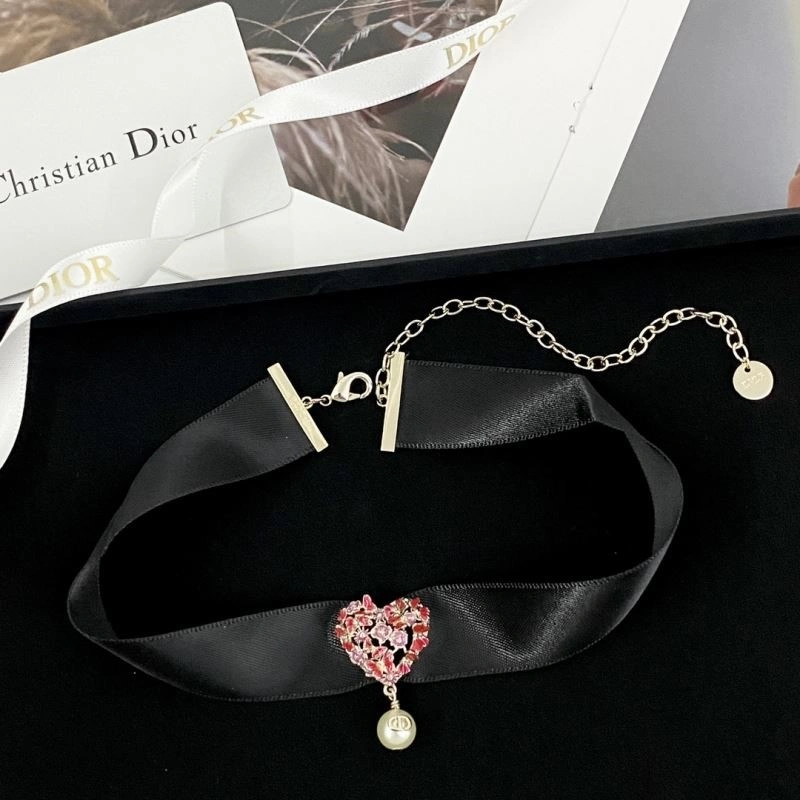 Discounted Christian Dior Necklaces