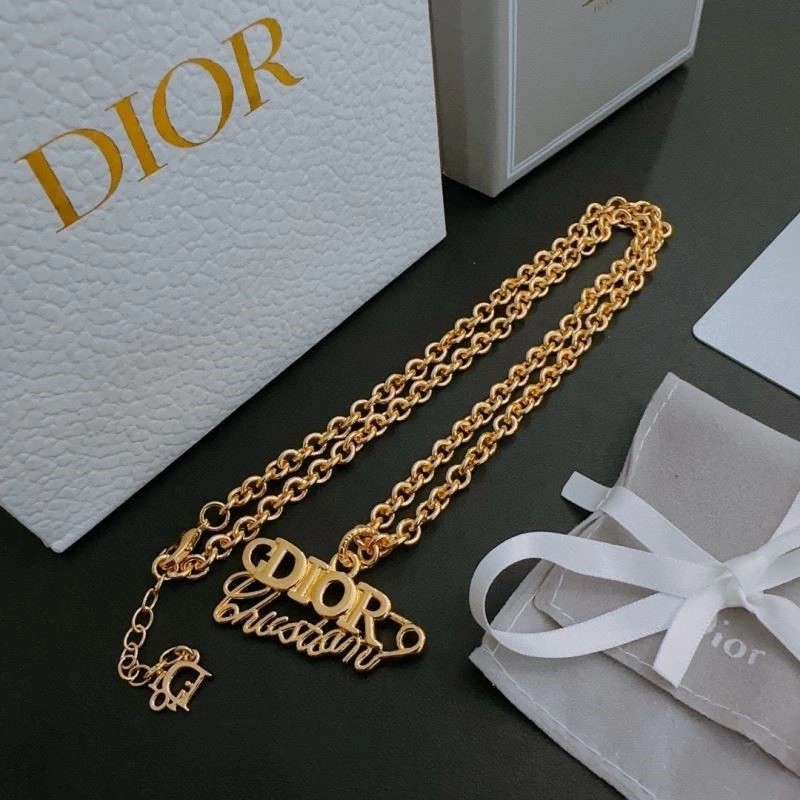 Economical Christian Dior Necklaces