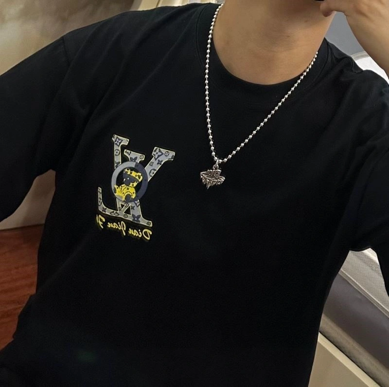 Top match Christian Dior Necklaces