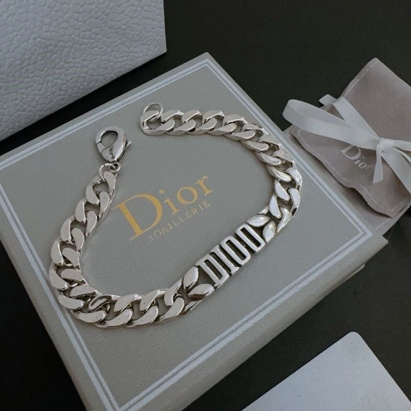 Christian Dior Necklaces