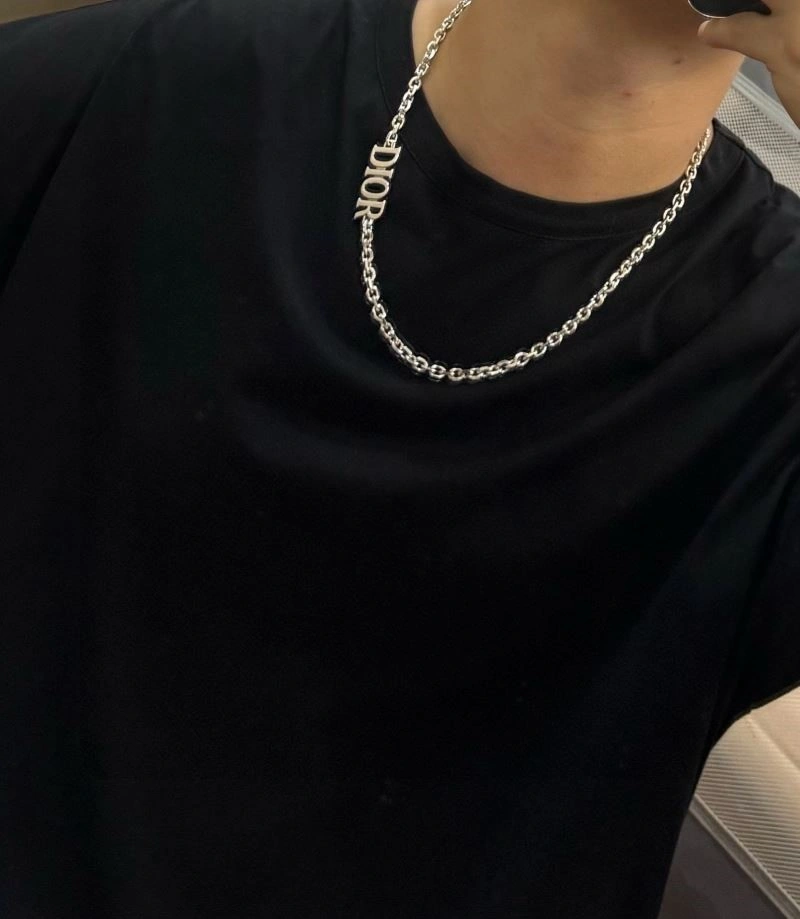 Factory-made Christian Dior Necklaces