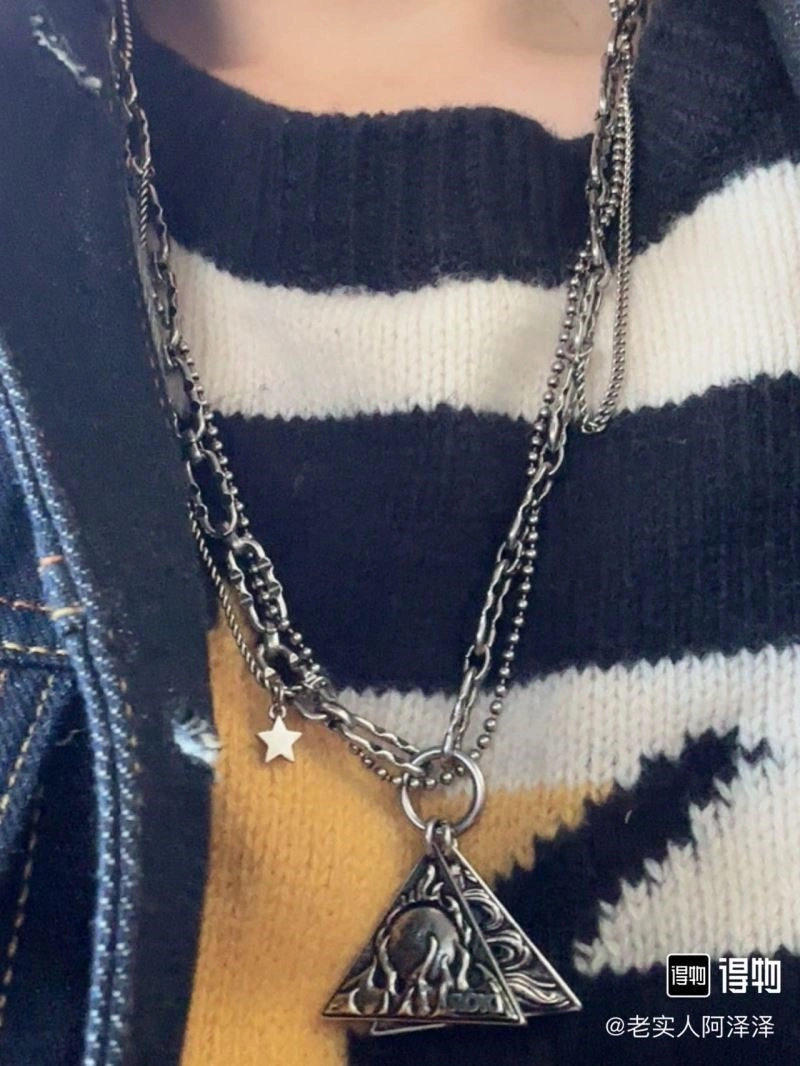 Exact replica Christian Dior Necklaces