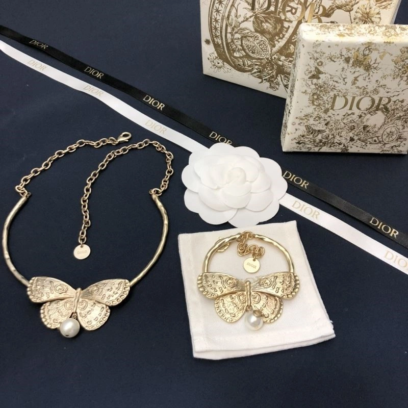 Affordable Christian Dior Necklaces