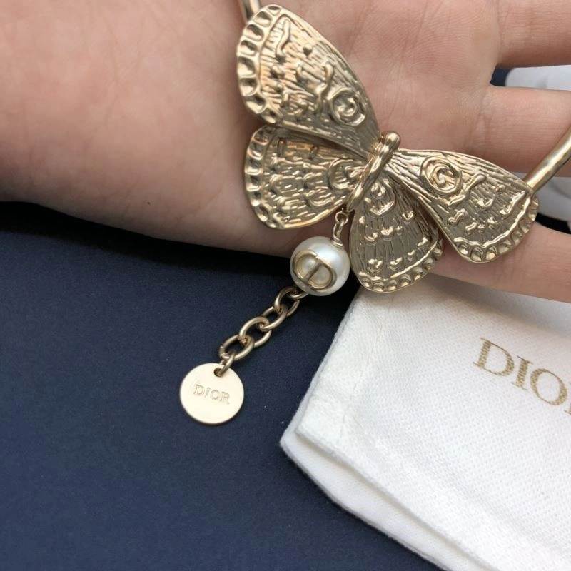 Affordable Christian Dior Necklaces