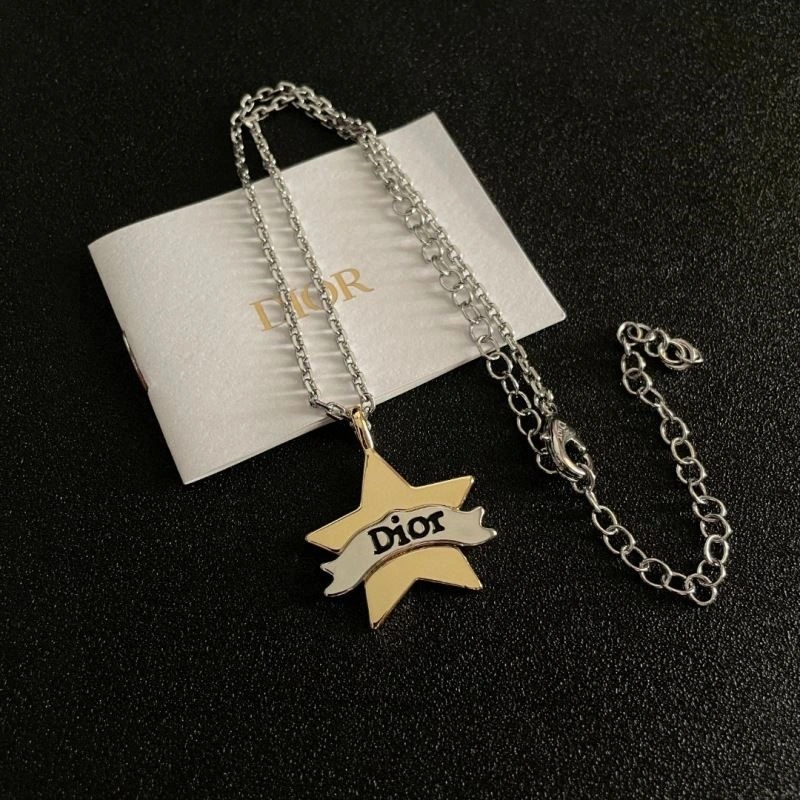 Discounted Christian Dior Necklaces