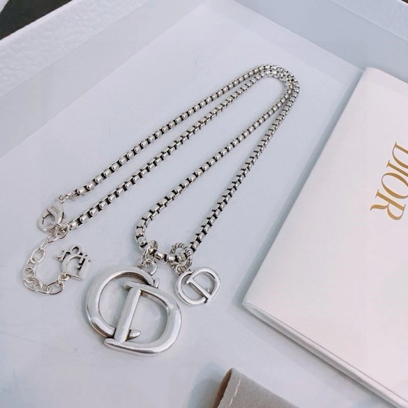 High accuracy Christian Dior Necklaces