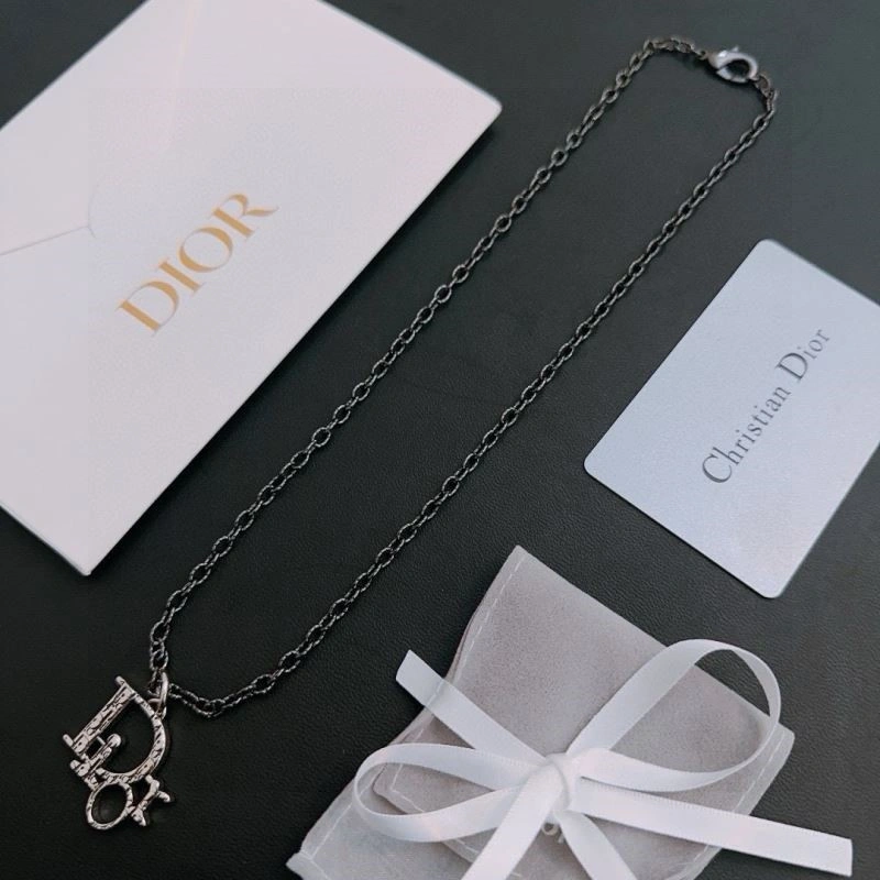 Exact replica Christian Dior Necklaces