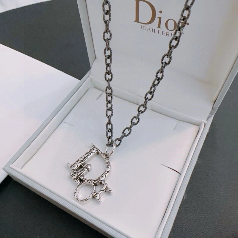 Exact replica Christian Dior Necklaces