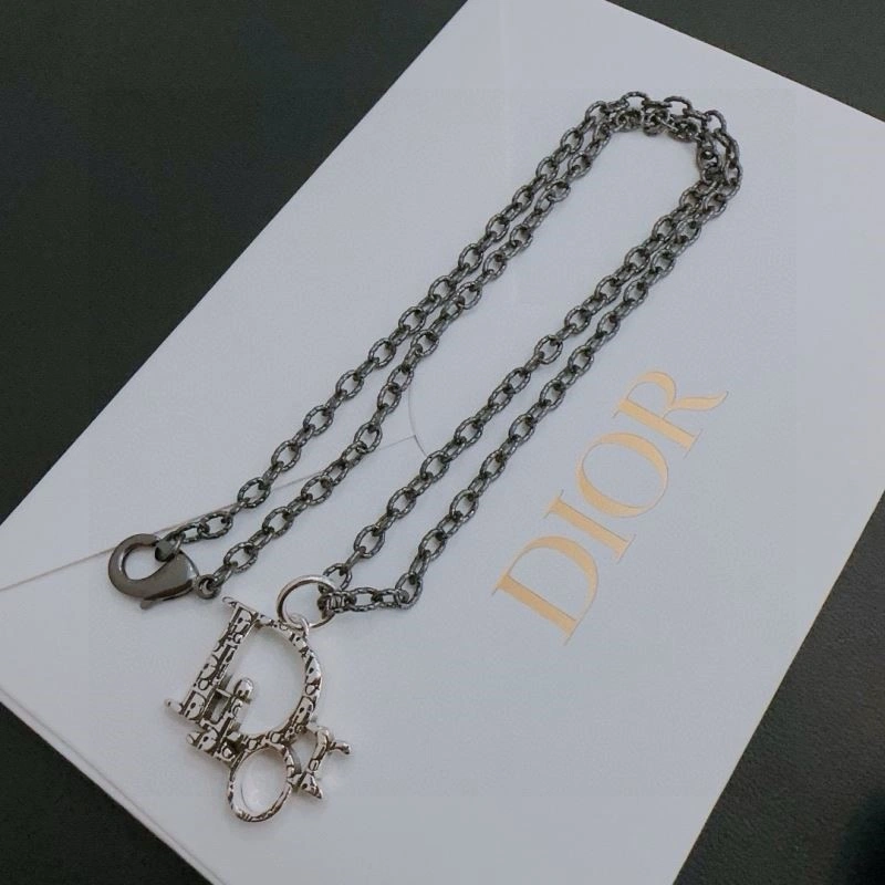 Exact replica Christian Dior Necklaces