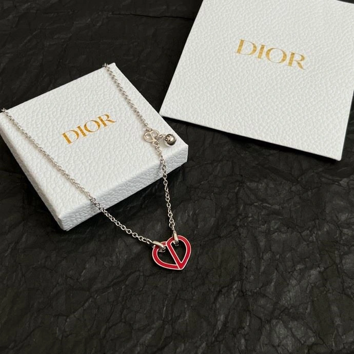 Cut-rate Christian Dior Necklaces