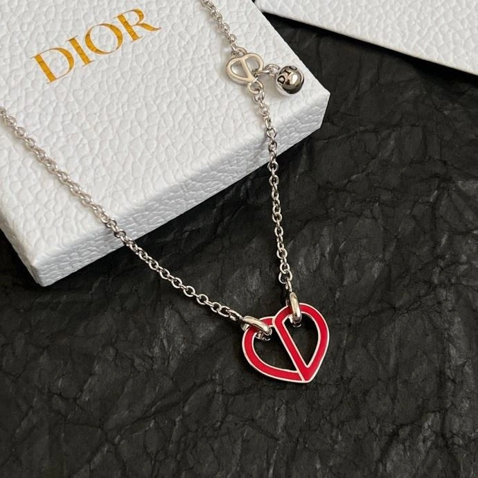 Cut-rate Christian Dior Necklaces