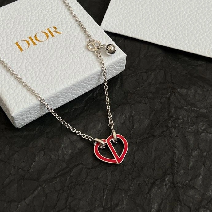 Cut-rate Christian Dior Necklaces