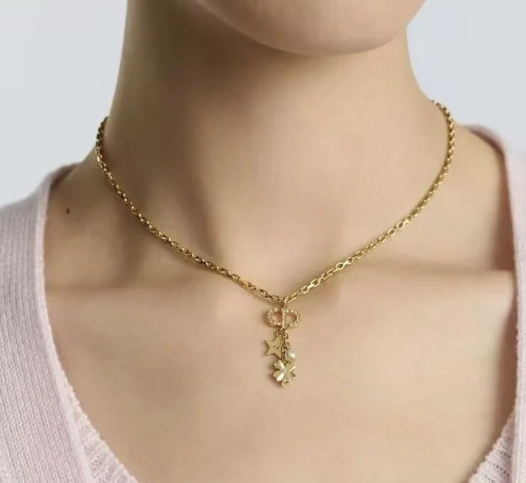 Economical Christian Dior Necklaces
