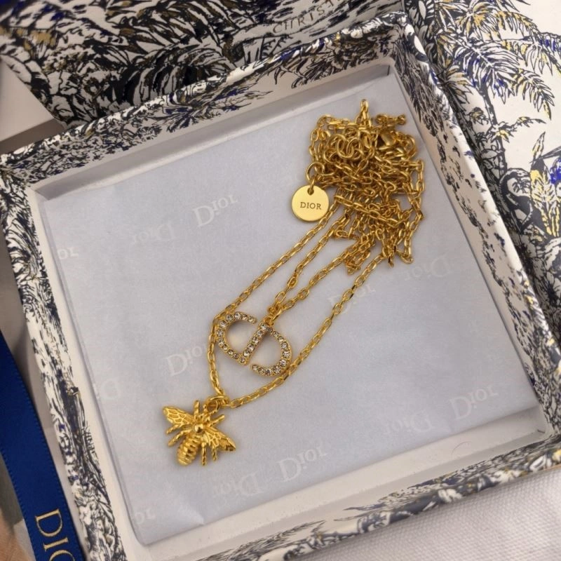 High fidelity Christian Dior Necklaces