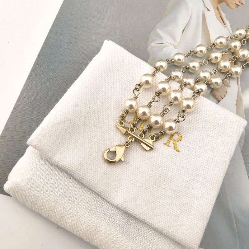 Cut-rate Christian Dior Necklaces