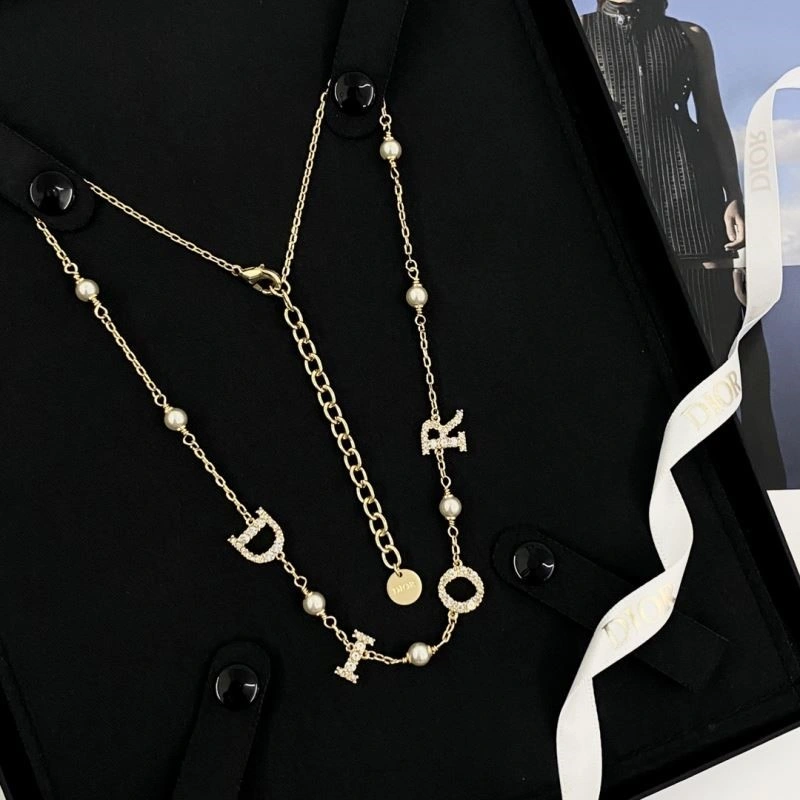 Top mirror Christian Dior Necklaces