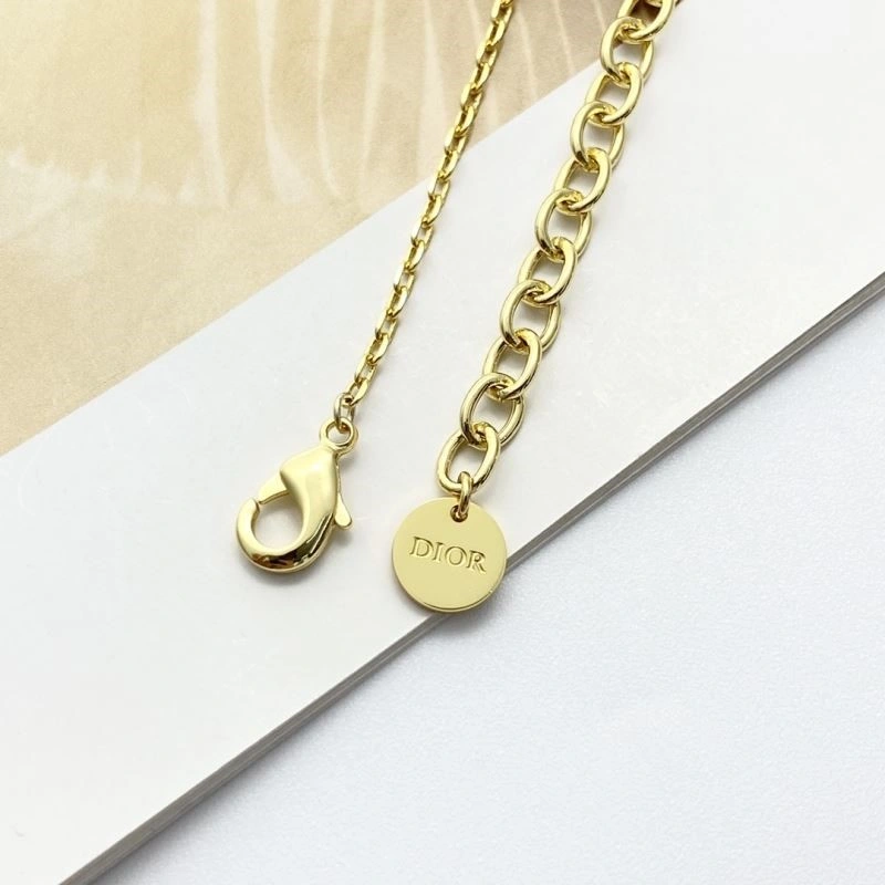 Top mirror Christian Dior Necklaces