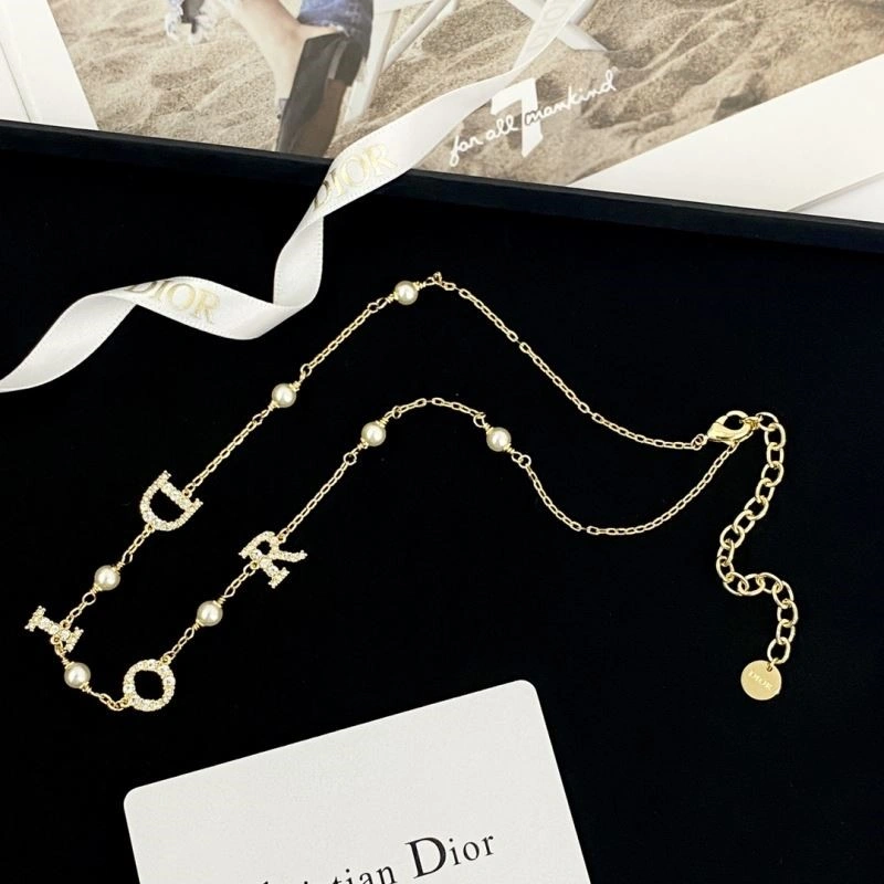 Top mirror Christian Dior Necklaces