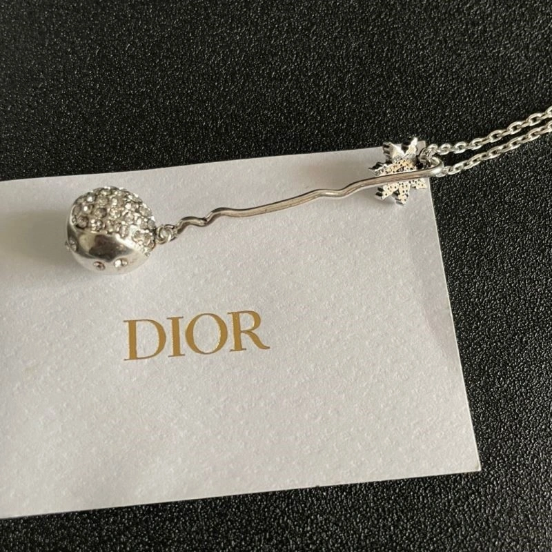 High accuracy Christian Dior Necklaces