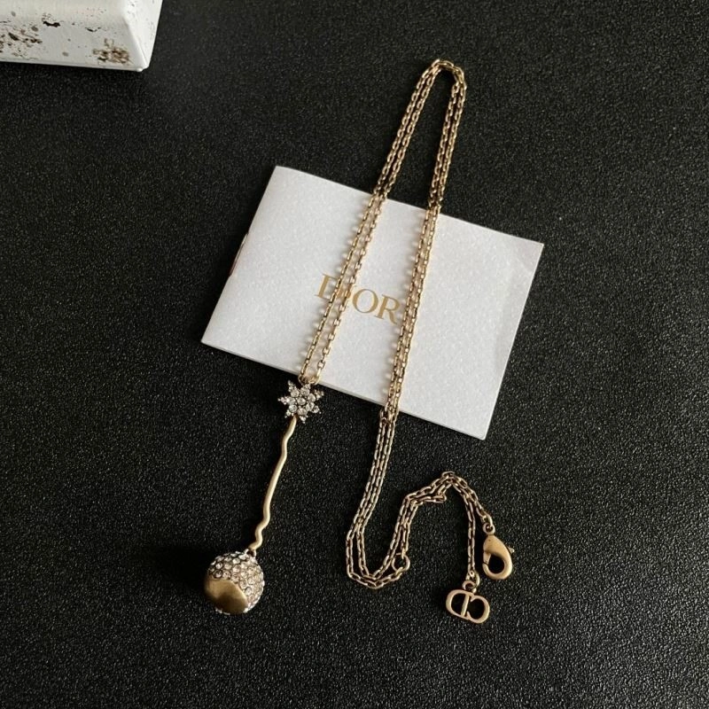 Discounted Christian Dior Necklaces