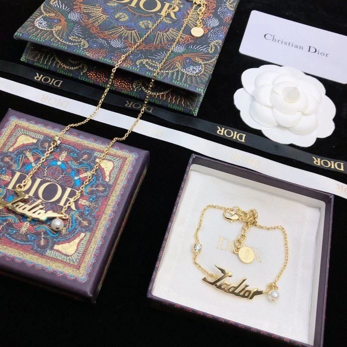 Indistinguishable Christian Dior Necklaces