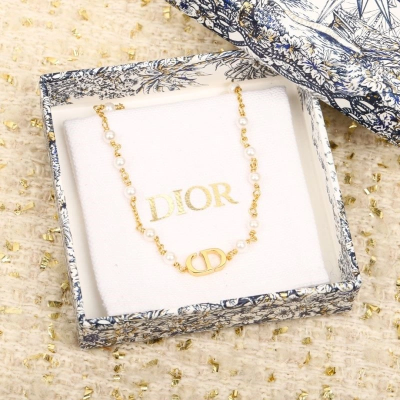 Factory-made Christian Dior Necklaces