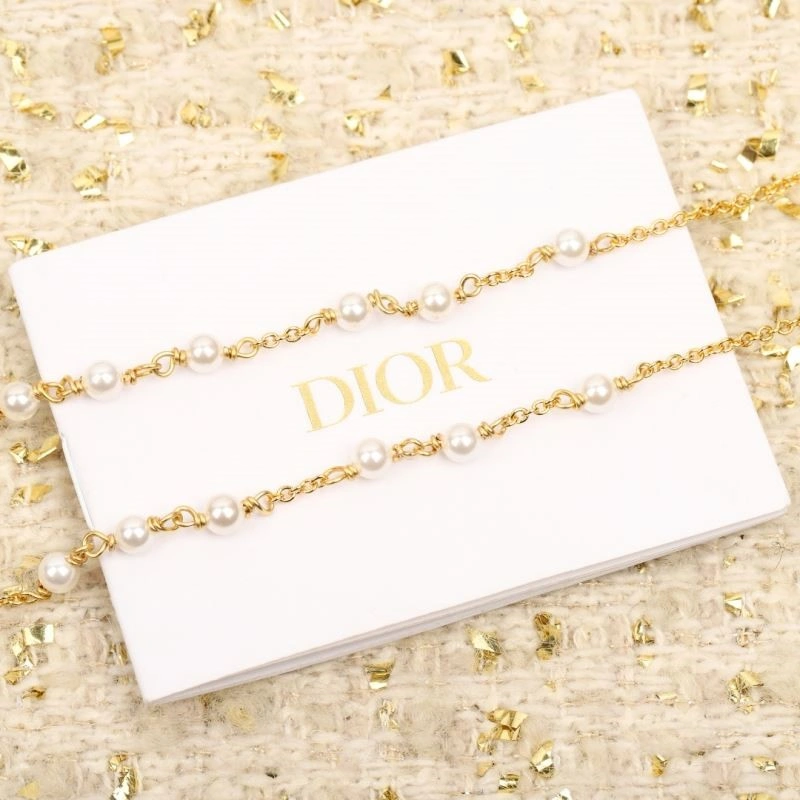 Factory-made Christian Dior Necklaces