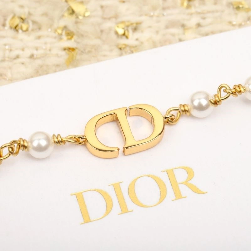 Factory-made Christian Dior Necklaces