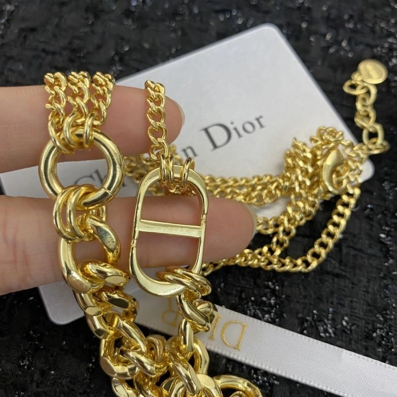 High fidelity Christian Dior Necklaces