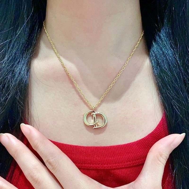 Official Christian Dior Necklaces
