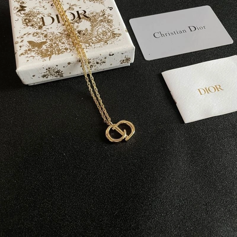 Official Christian Dior Necklaces
