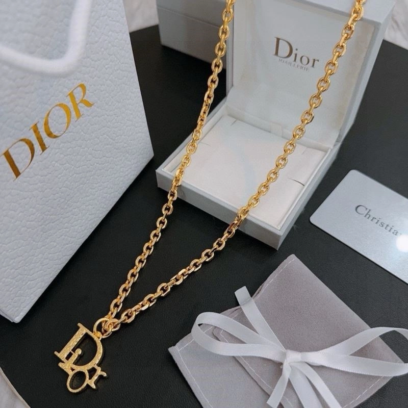 Economical Christian Dior Necklaces