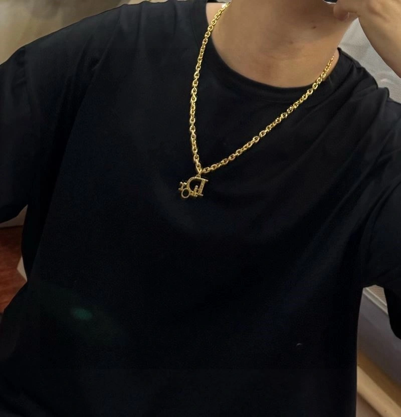 Economical Christian Dior Necklaces