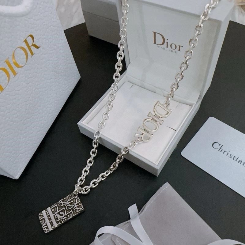 Inexpensive Christian Dior Necklaces
