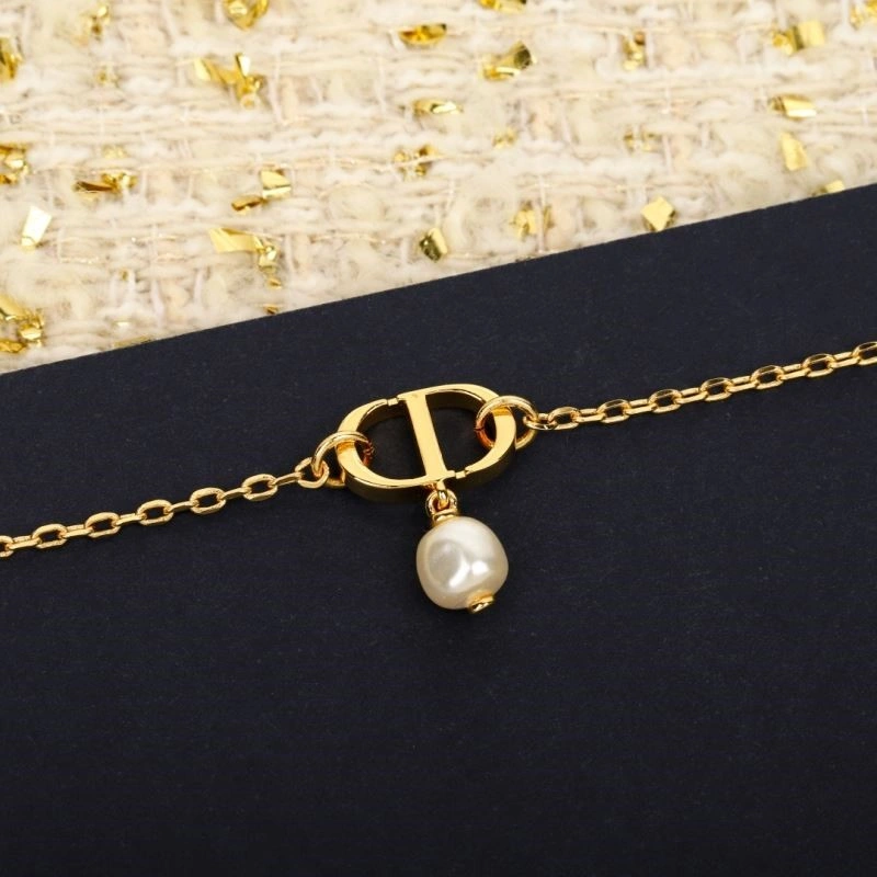 Top match Christian Dior Necklaces