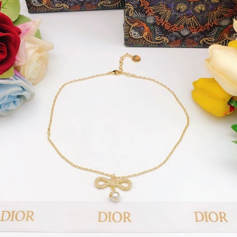Factory-made Christian Dior Necklaces