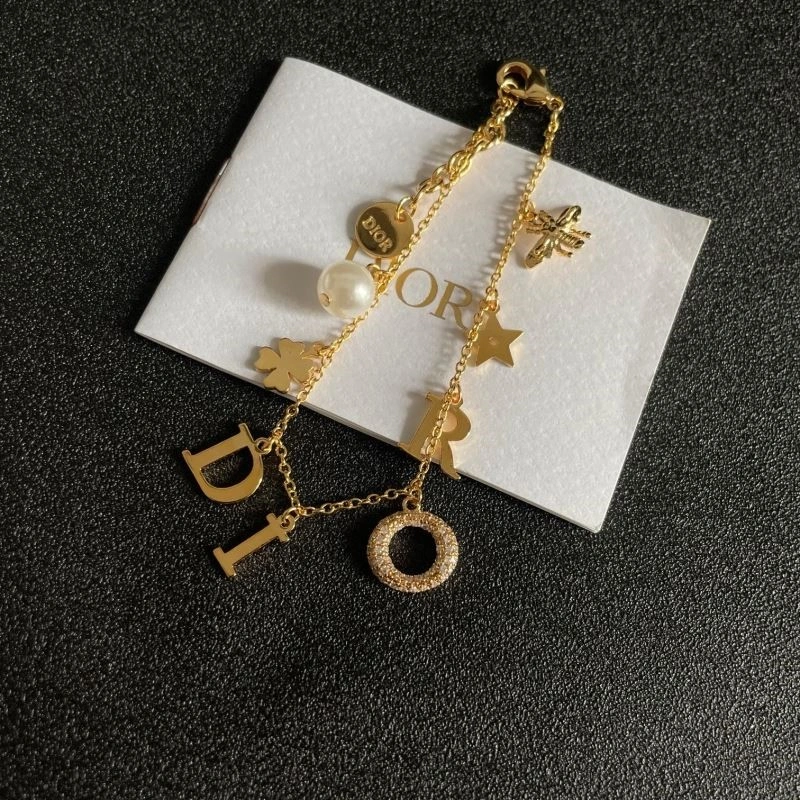 High fidelity Christian Dior Necklaces