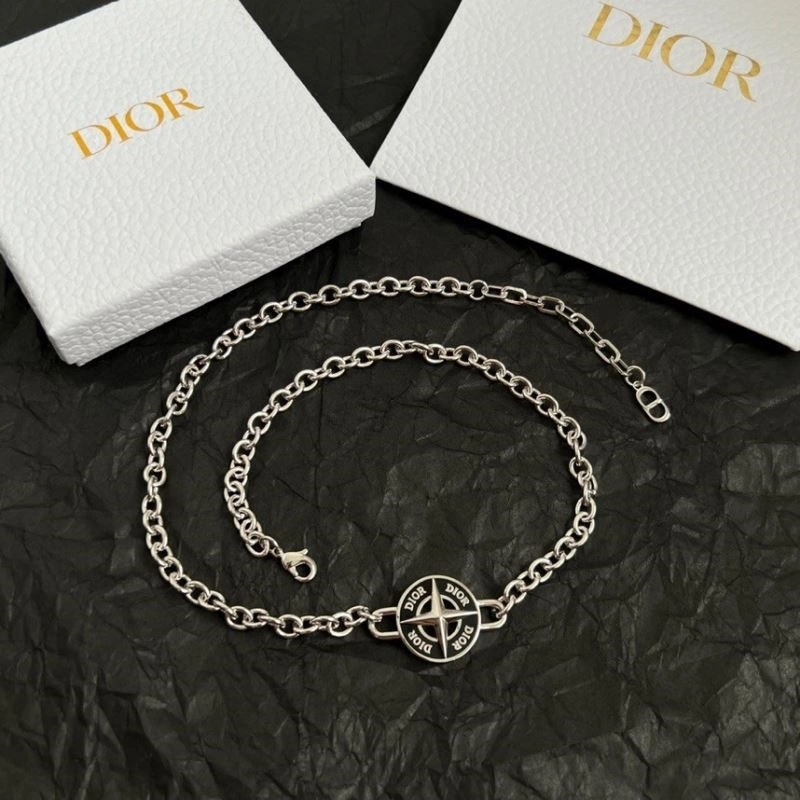 High accuracy Christian Dior Necklaces