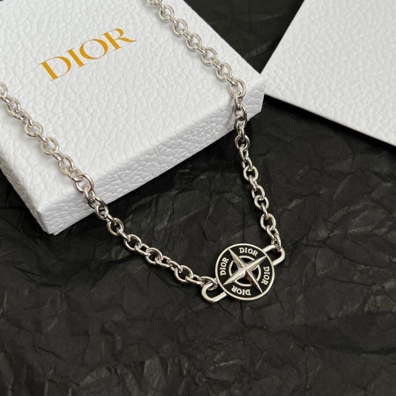 High accuracy Christian Dior Necklaces