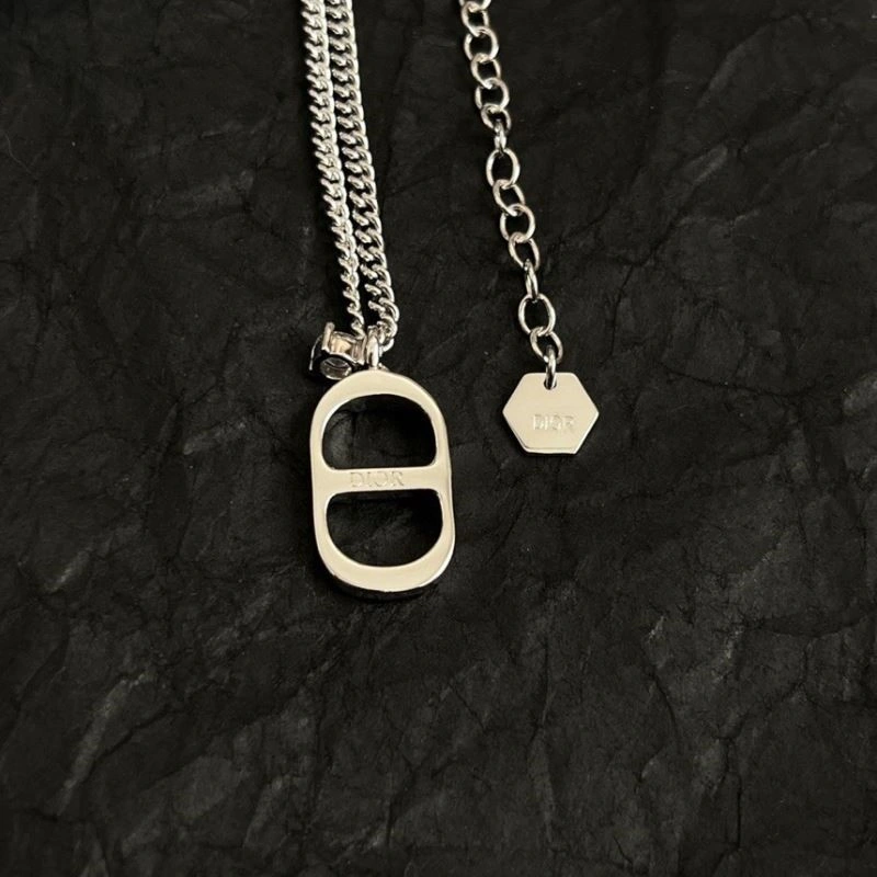 Cut-rate Christian Dior Necklaces