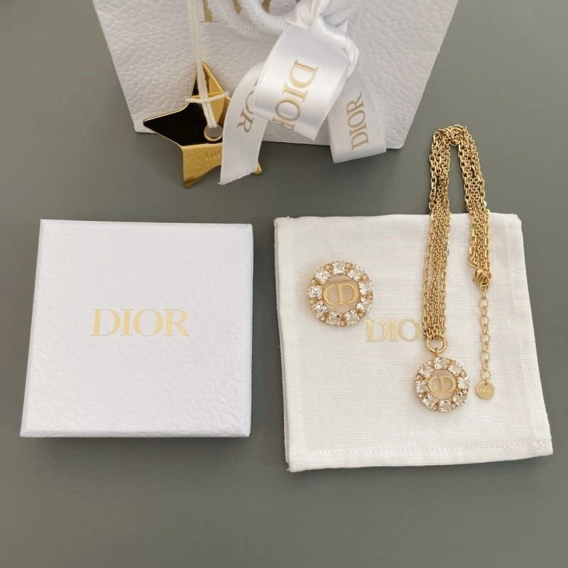 Christian Dior Necklaces